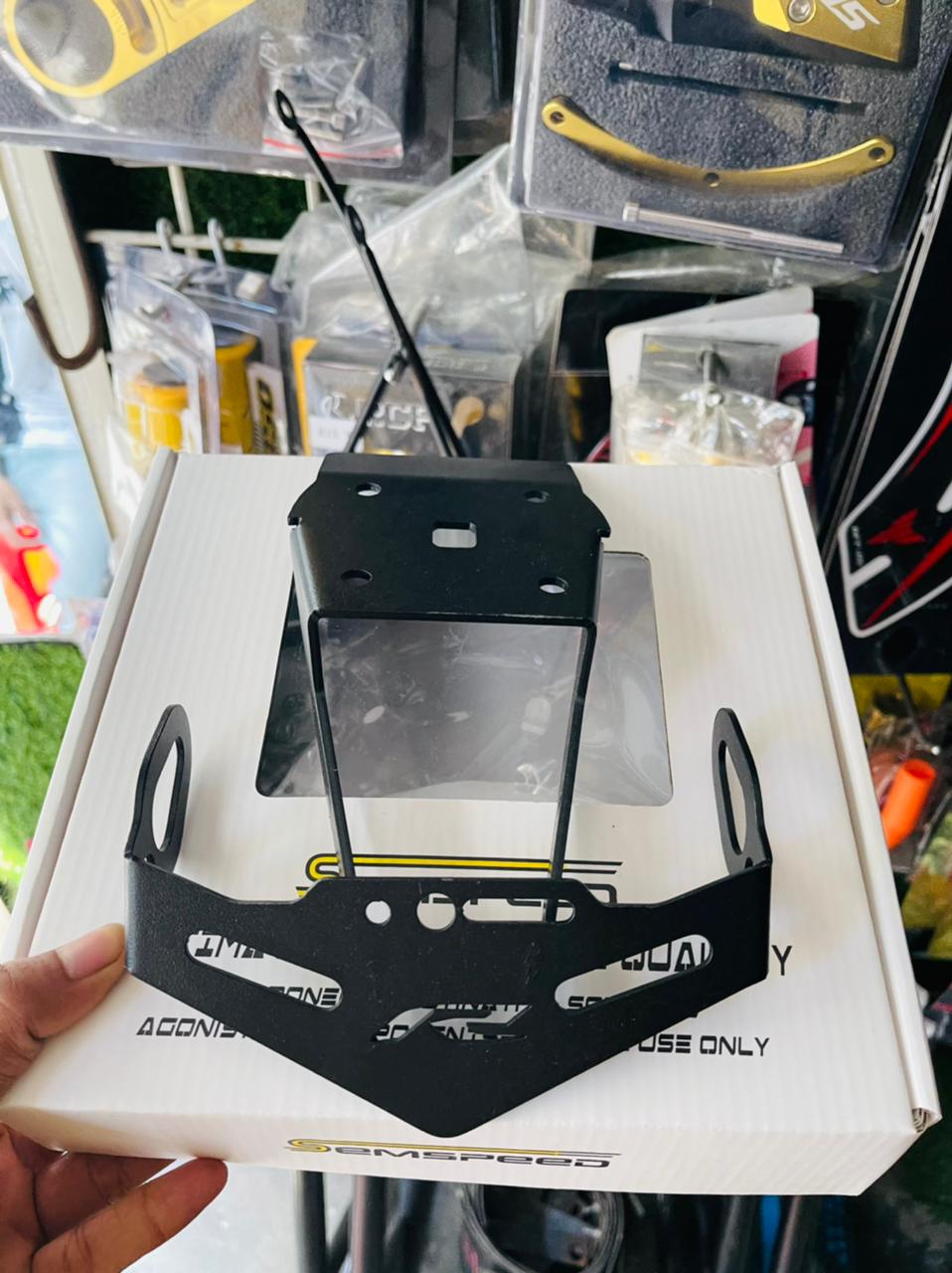 R15 v3 Premium Number Plate Holder