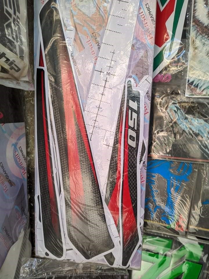 Pulsar 150 Twin Disk Full Sticker Set Black/Red