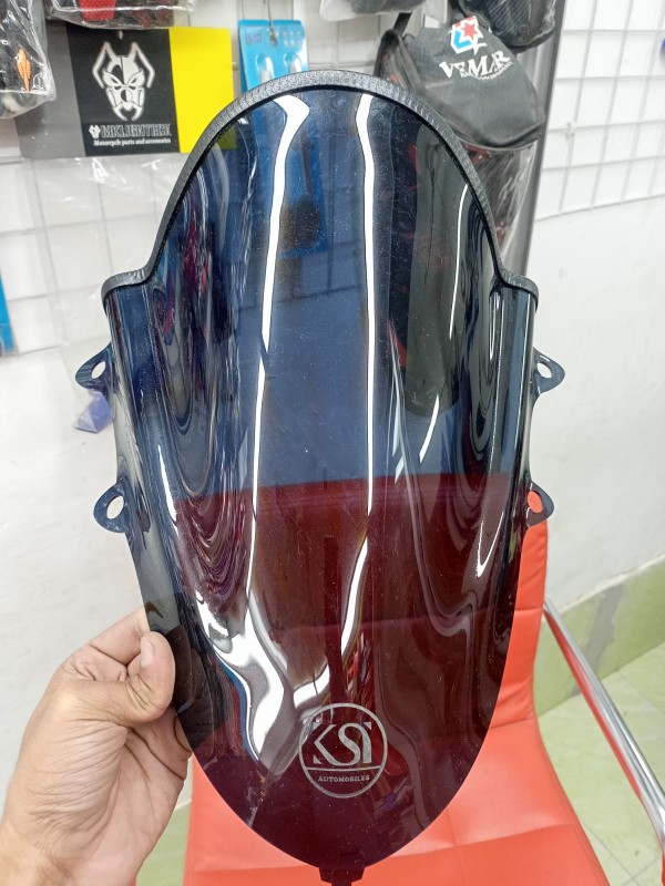 R15 V3 Corsa Visor
